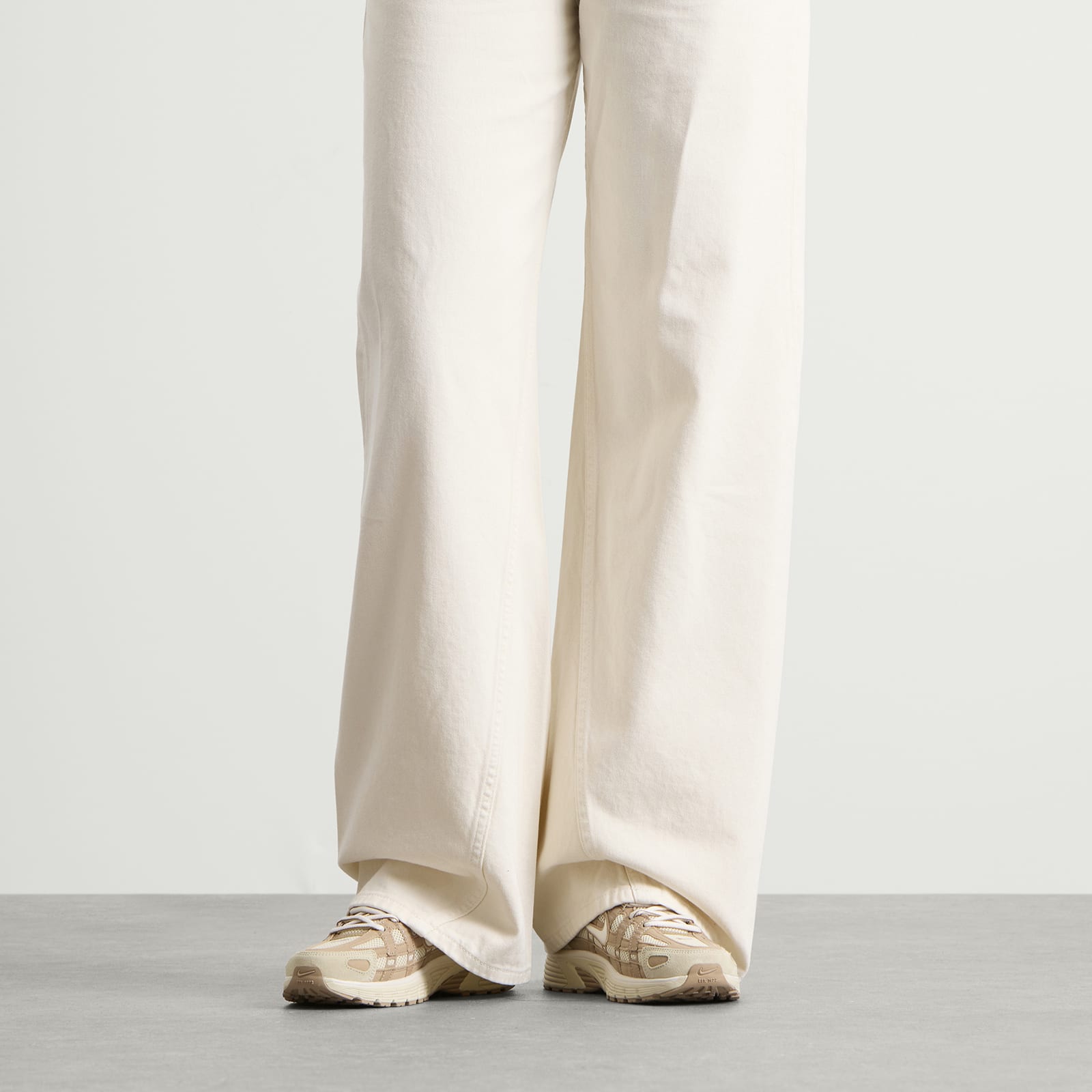 NIKE Nike P-6000 Athletic Sneakers